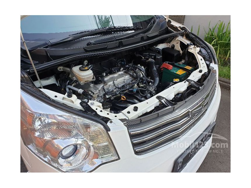 Jual Mobil Toyota NAV1 2013 V 2.0 di DKI Jakarta Automatic MPV Putih Rp ...