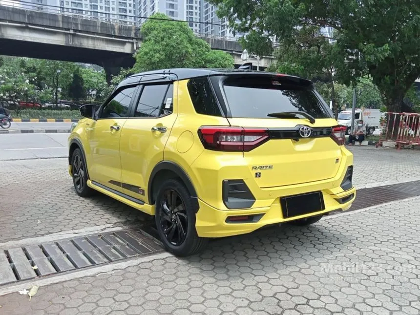 Jual Mobil Toyota Raize 2021 GR Sport 1.0 di DKI Jakarta Automatic ...