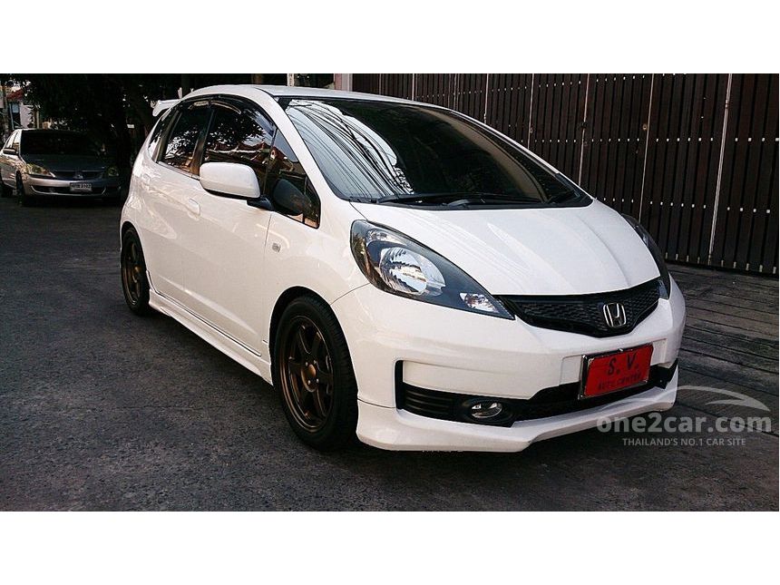 Honda Jazz 2013 V i-VTEC 1.5 in กรุงเทพและปริมณฑล Automatic Hatchback ...