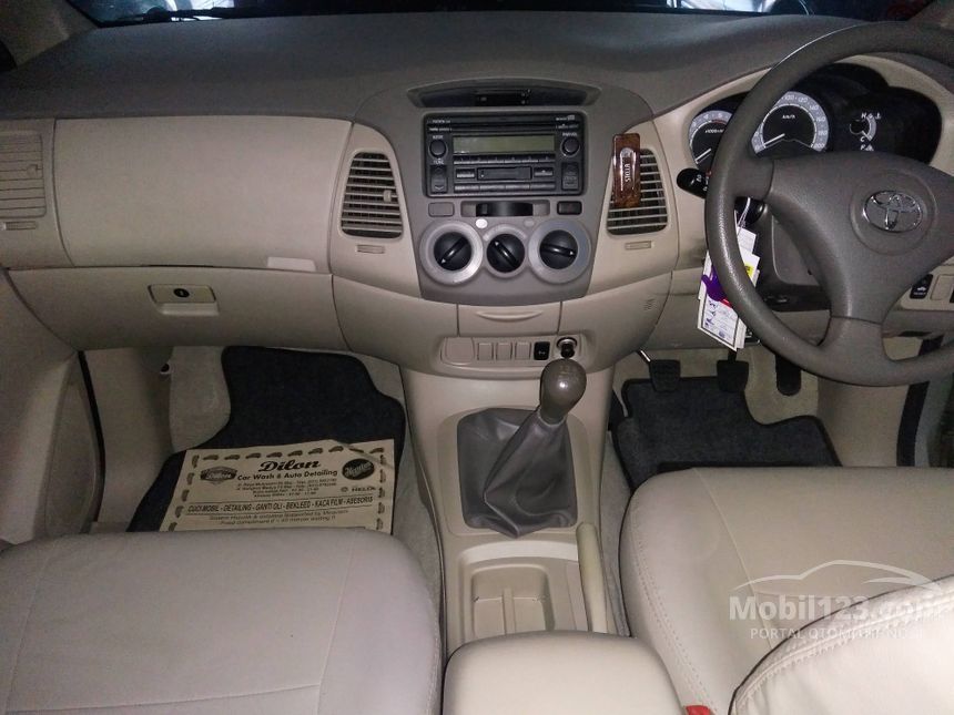 Jual Mobil Toyota Innova 2006 2.5 di Jawa Timur Manual MPV Minivans ...