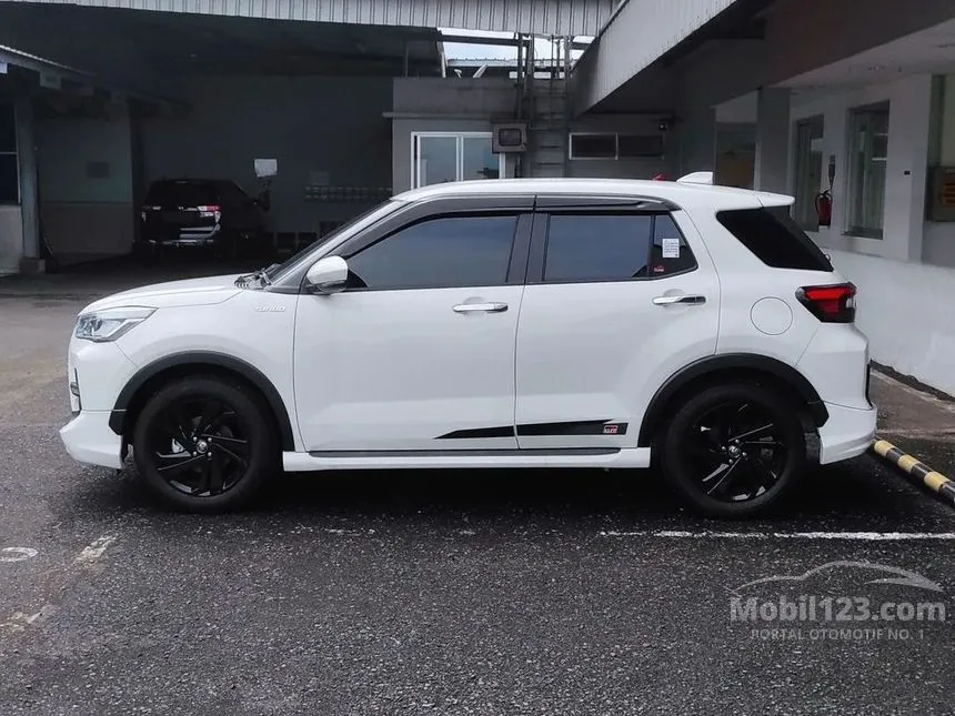 Jual Mobil Toyota Raize 2022 GR Sport 1.0 di Banten Automatic Wagon ...