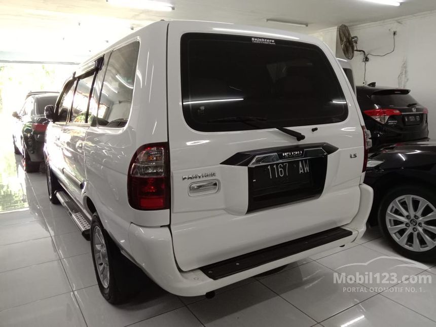 Jual Mobil Isuzu Panther 2013 LS 2.5 di Jawa Timur Manual SUV Putih Rp ...