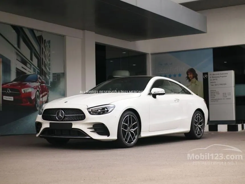 Jual Mobil Mercedes-Benz E200 2023 AMG Line 2.0 di DKI Jakarta Automatic Coupe Putih Rp 1.700 ...