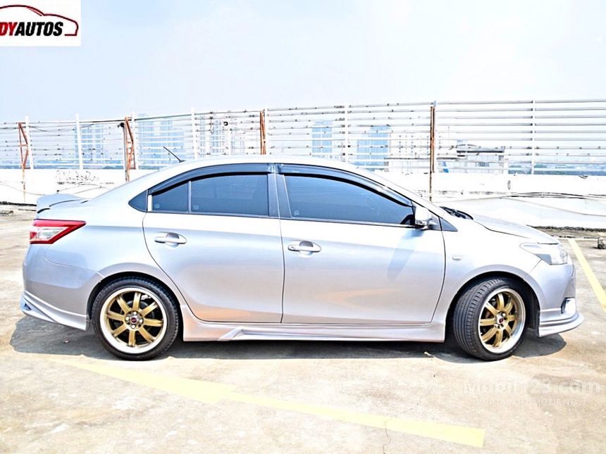 Jual Mobil Toyota Limo 2013 1.5 Manual 1.5 di DKI Jakarta Manual Sedan ...