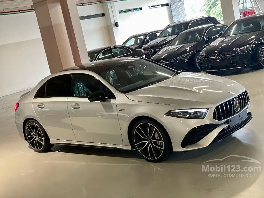Jual Mobil Mercedes-Benz A35 AMG 2023 4MATIC 2.0 di Jawa Barat ...