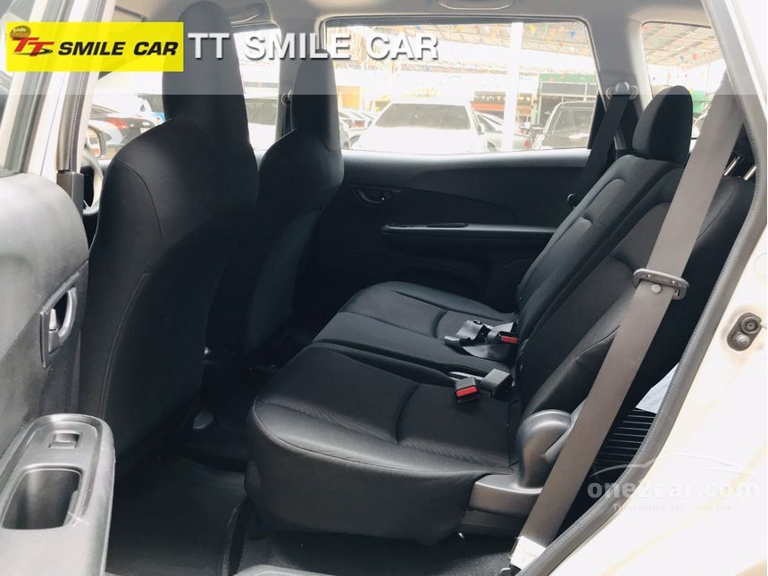 Honda Mobilio 2015 S 1.5 in กรุงเทพและปริมณฑล Automatic Wagon สีเทา for ...