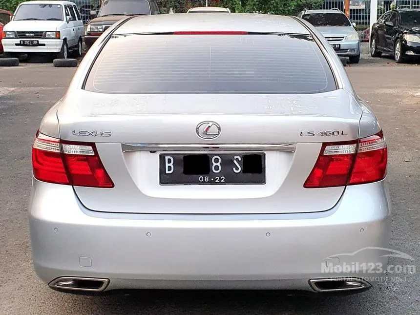 Jual Mobil Lexus LS460L 2007 4.6 di DKI Jakarta Automatic Sedan Silver ...