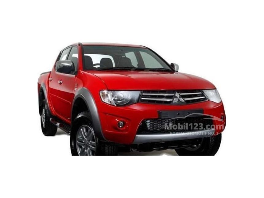 Jual Mobil Mitsubishi Strada Triton 2015 2.5L Double Cabin NA 2.5 di ...