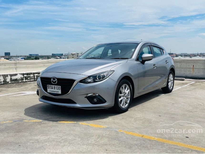 2016 Mazda 3 2.0 (ปี 14-18) C Sports Hatchback มือสอง One2car