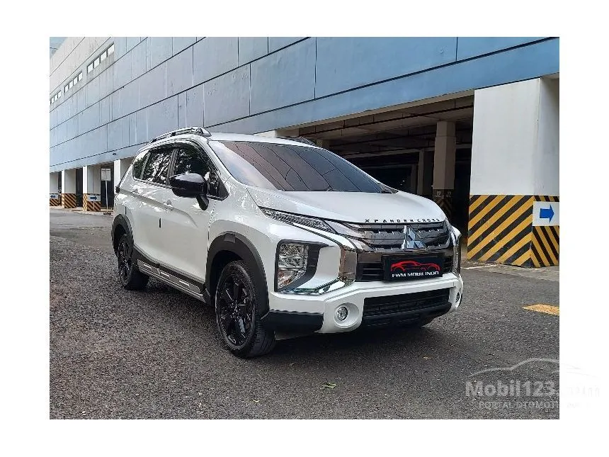 Jual Mobil Mitsubishi Xpander 2021 CROSS Black Edition Rockford Fosgate ...