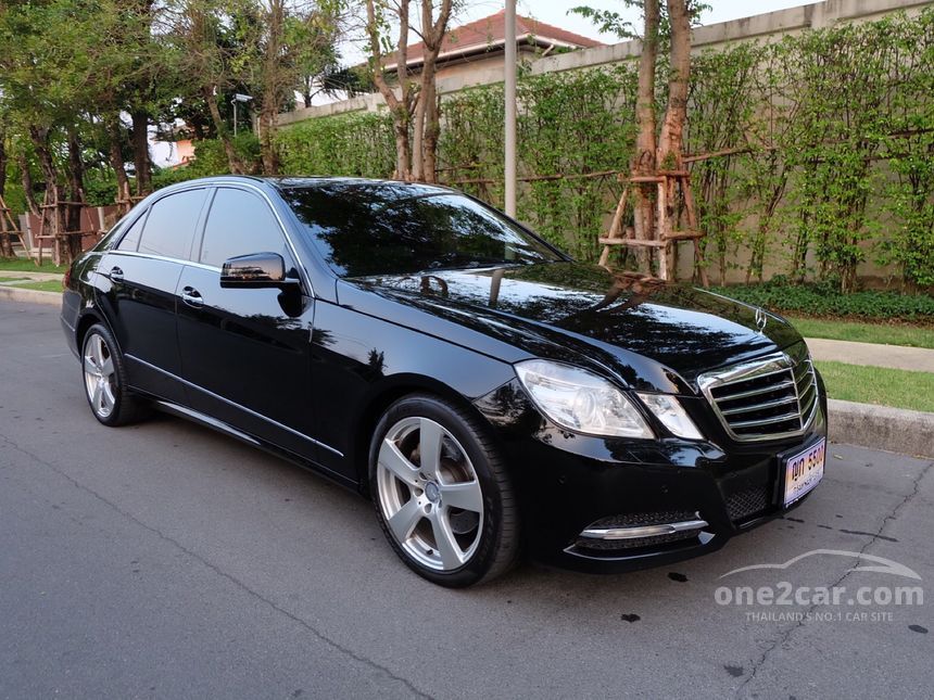 2011 Mercedes-Benz E300 3.0 W212 (ปี 10-16) Avantgarde Sports Sedan AT ...