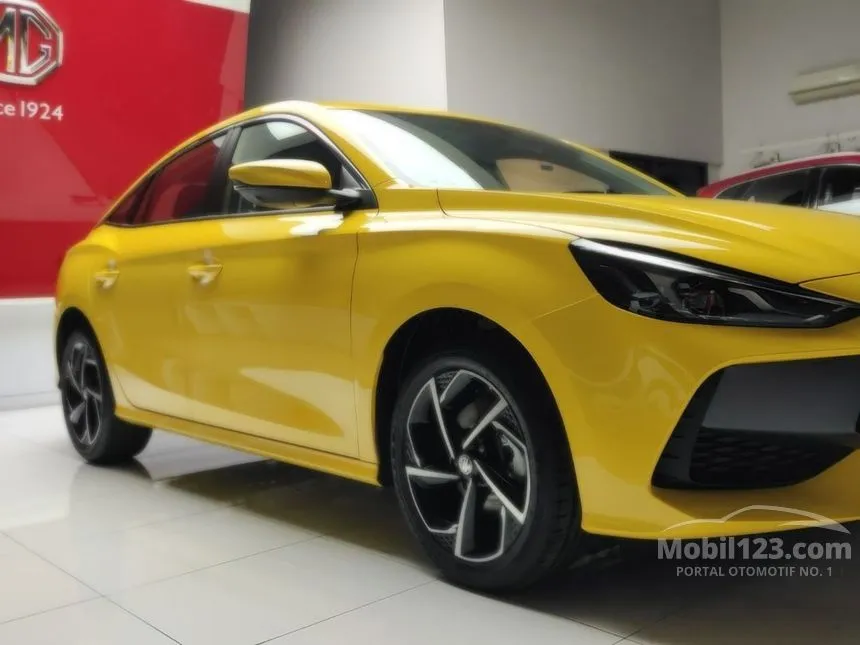 Jual Mobil MG 5 2022 GT Magnify 1.5 di Jawa Barat Automatic Sedan Kuning Rp 399.900.000 ...