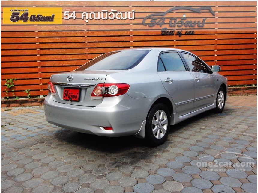 Toyota Corolla Altis 2013 (ปี 08-13) E 1.8 เกียร์อัตโนมัติ สีเงิน ...