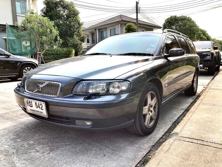 2004 Volvo V70 2.3 (ปี 00-08) 2.3 Wagon AT มือสอง One2car