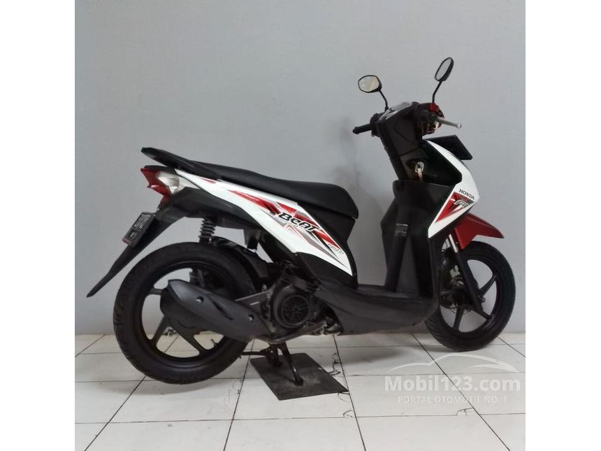 Jual Motor Honda Beat 2015 110 Automatic 0.1 di Jawa Barat Automatic ...