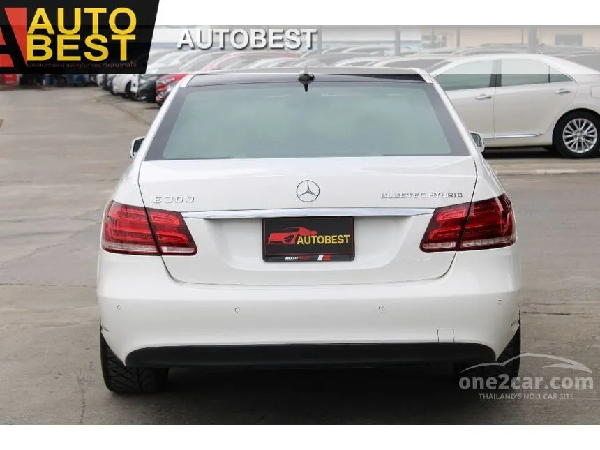 2015 Mercedes-Benz E300 2.1 W212 (ปี 10-16) AMG Dynamic Blue TEC HYBRID Sedan for sale on One2car