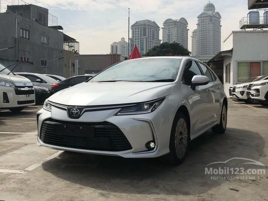 Jual Mobil Toyota Corolla Altis 2022 HYBRID 1.8 di Jawa Timur Automatic ...