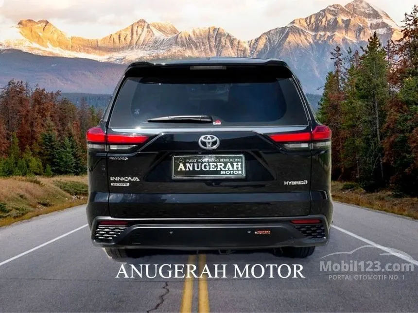 Jual Mobil Toyota Kijang Innova Zenix 2022 G HV 2.0 di Jawa Timur ...