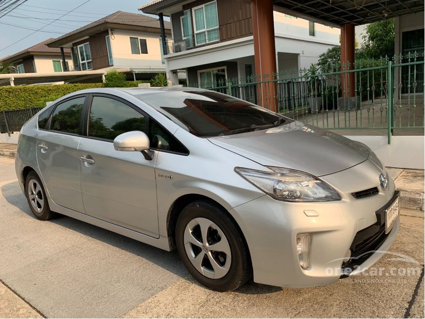 Toyota Prius 2012 Hybrid 1.8 in กรุงเทพและปริมณฑล Automatic Hatchback ...