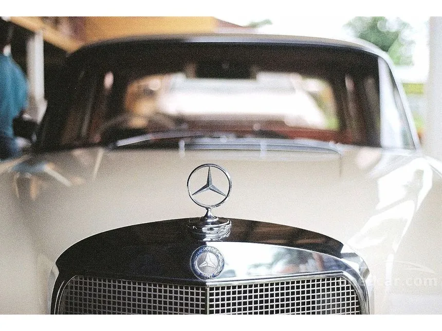 1962 Mercedes-Benz 190C 1.9 W110 (ปี 61-68) 1.9 Classic Sedan MT for ...