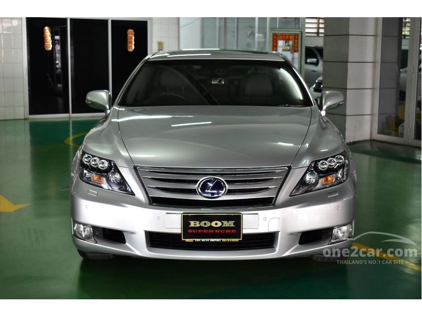 Lexus LS600hL 2012 (ปี 10-12) Hybrid 5.0 เกียร์อัตโนมัติ สีเงิน ...