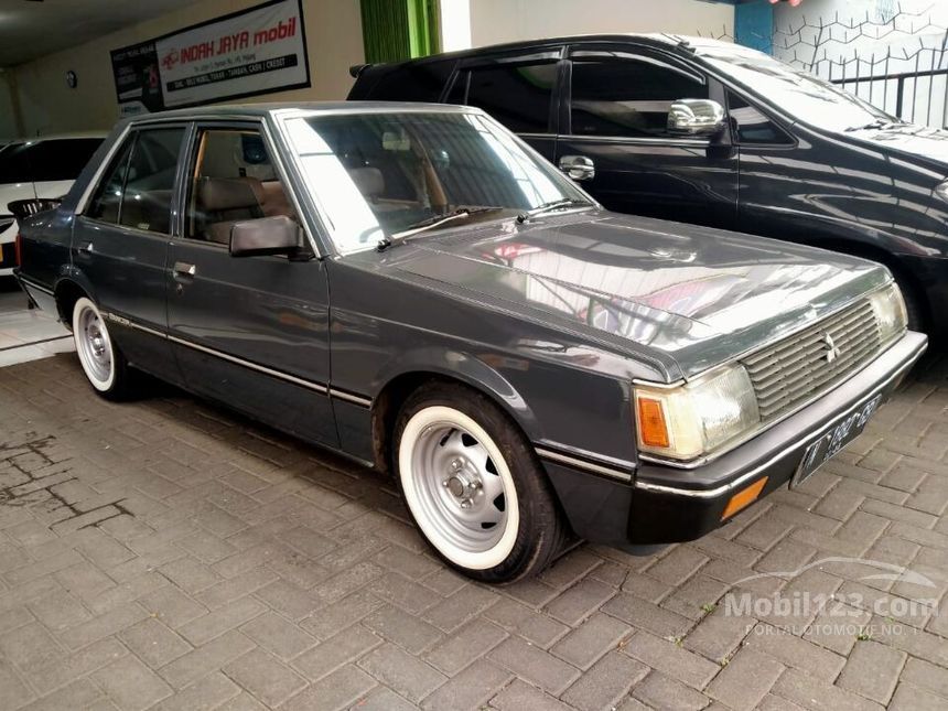 Jual Mobil Mitsubishi Lancer 1982 SL 1.4 di Jawa Timur Manual Sedan Abu ...
