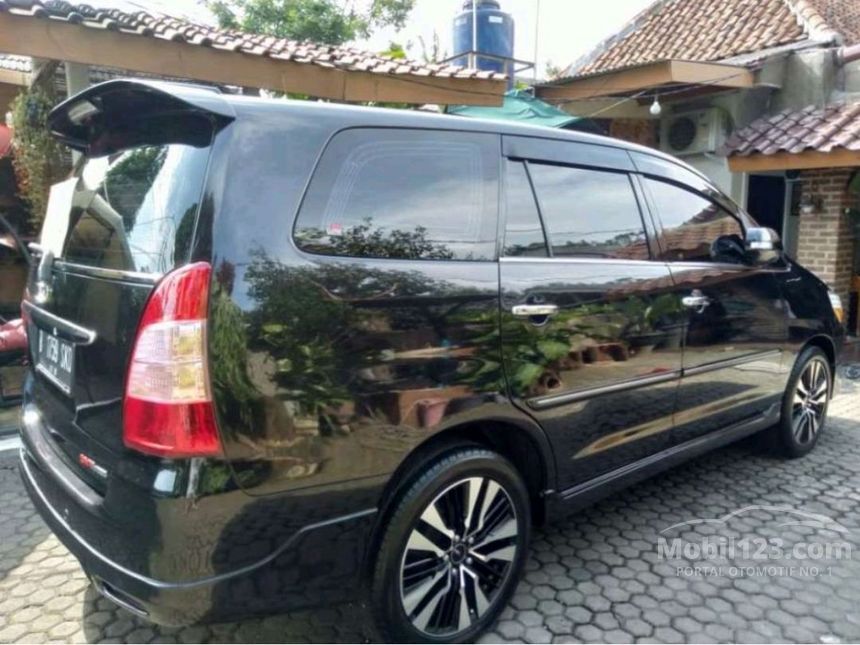 Jual Mobil Toyota Kijang Innova 2010 V 2.0 di DKI Jakarta Automatic MPV ...
