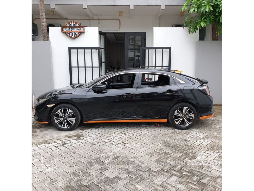 Jual Mobil Honda Civic 2017 S 1.5 di Bali Automatic Hatchback Hitam Rp ...