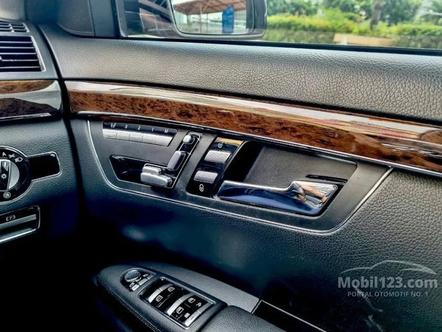 Jual Mobil Mercedes-Benz S300 L 2013 Solitaire 3.0 di DKI Jakarta ...