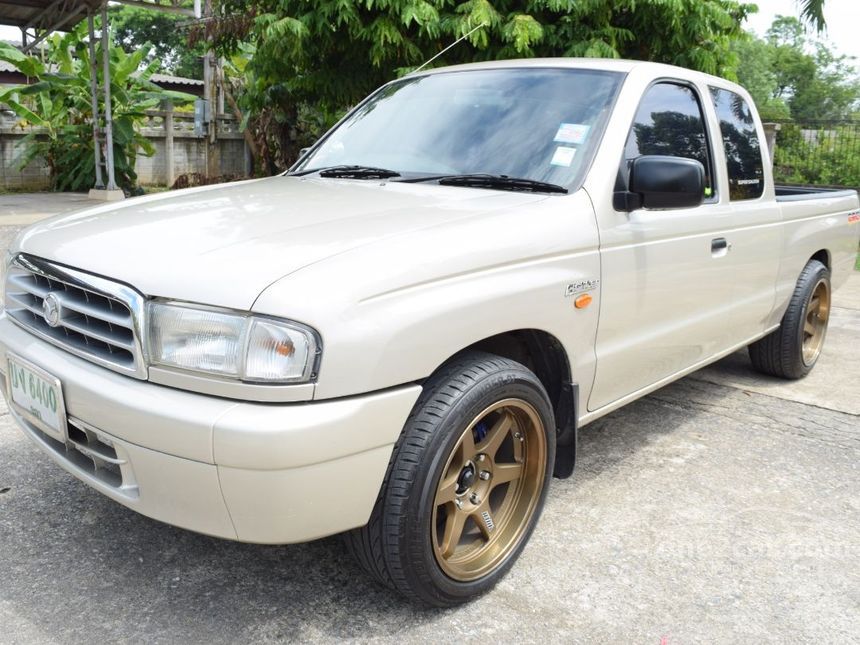 Mazda Fighter 2002 Super Saloon STR Mid 2.5 in ภาคใต้ Manual Pickup สี ...