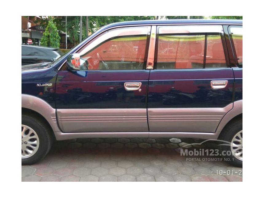 Jual Mobil Toyota Kijang 2004 Krista 2.0 di Jawa Tengah Manual MPV Biru ...