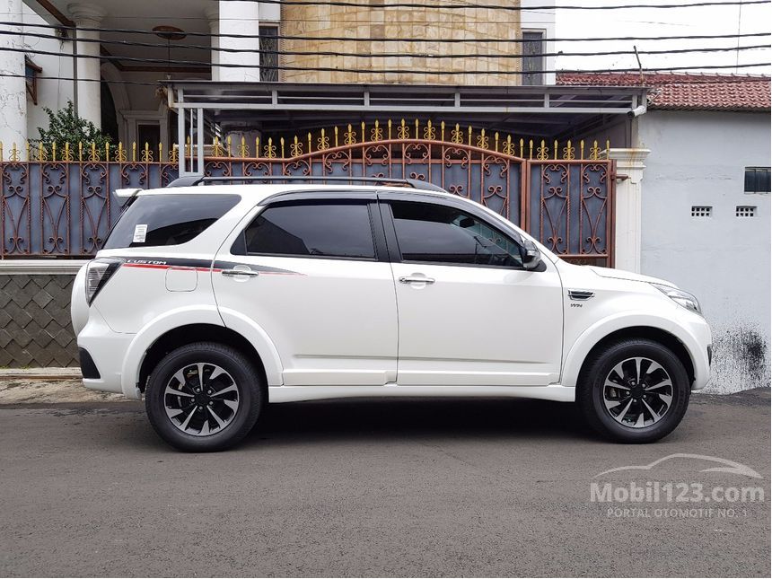 Jual Mobil Daihatsu Terios 2016 CUSTOM 1.5 di DKI Jakarta Manual SUV ...