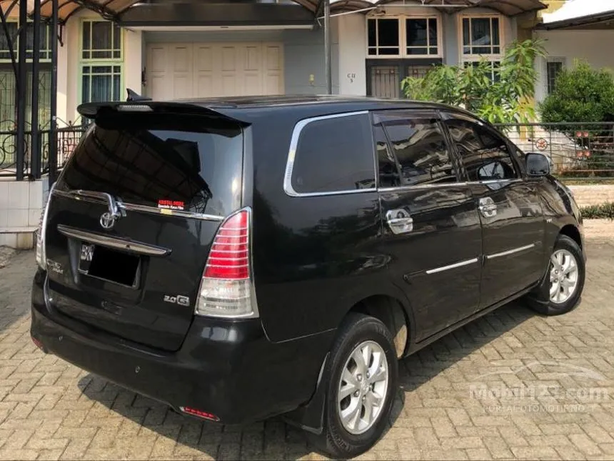 Jual Mobil Toyota Kijang Innova 2010 G 2.0 di Sumatera Utara Manual MPV ...