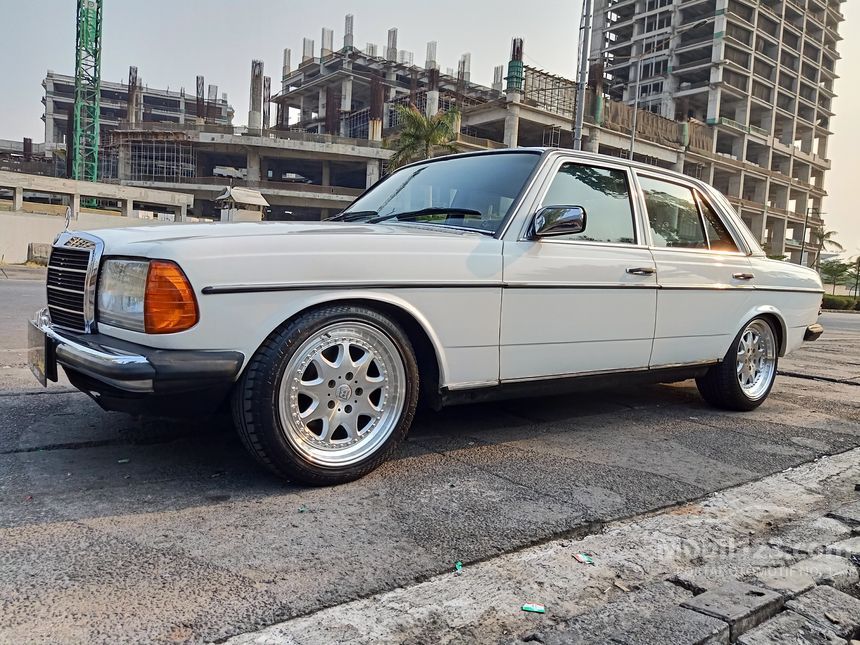 Jual Mobil Mercedes-Benz 280E 1984 2.7 di DKI Jakarta Manual Sedan ...