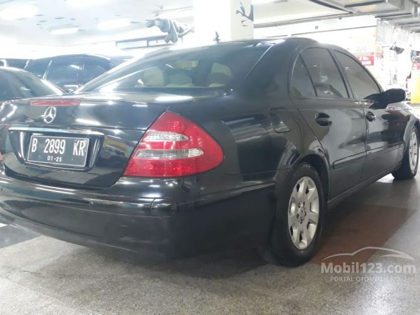 Jual Mobil Mercedes-Benz E200K 2005 W211 1.8 di DKI Jakarta Automatic Sedan Hitam Rp 98.000.000 ...