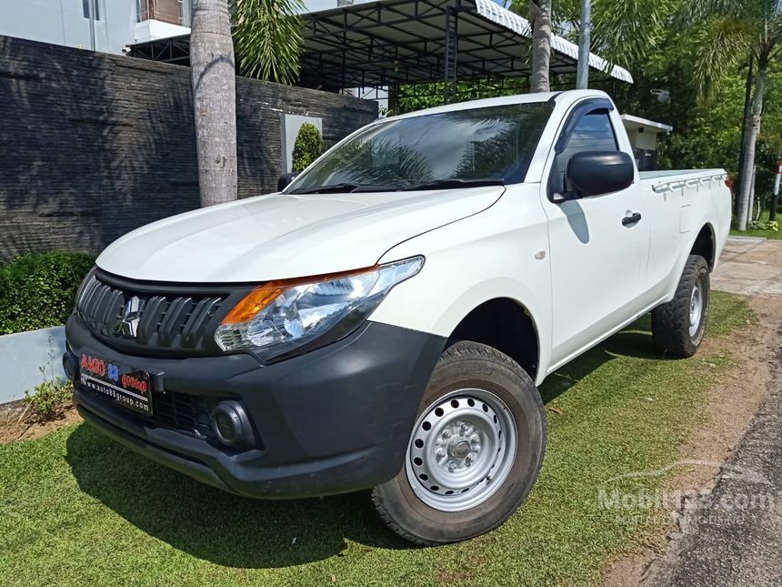 Jual Mobil Mitsubishi Triton 2017 EXCEED 2.5 di Kalimantan Barat Manual ...