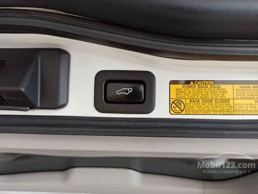 Jual Mobil Lexus LX570 2013 J200 5.7 di DKI Jakarta Automatic SUV Putih ...