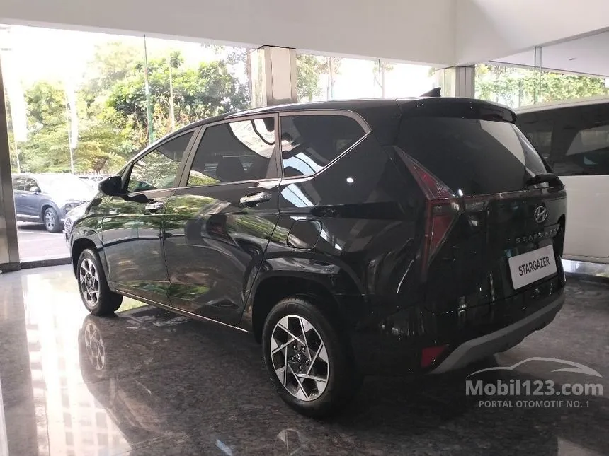 Jual Mobil Hyundai Stargazer 2022 Style 1.5 di DKI Jakarta Automatic ...