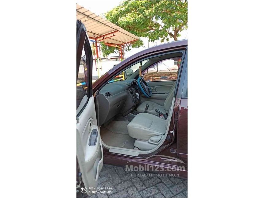 Jual Mobil Daihatsu Xenia 2010 Li DELUXE+ 1.0 di Jawa Timur Manual MPV ...
