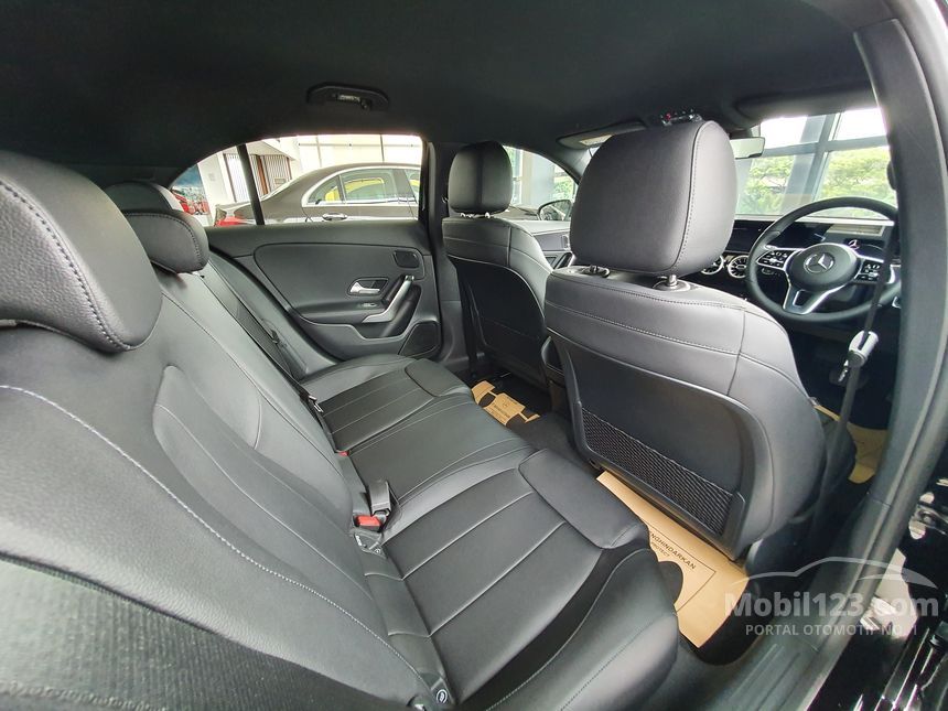 Jual Mobil Mercedes-Benz A200 2019 Progressive Line 1.3 di DKI Jakarta ...